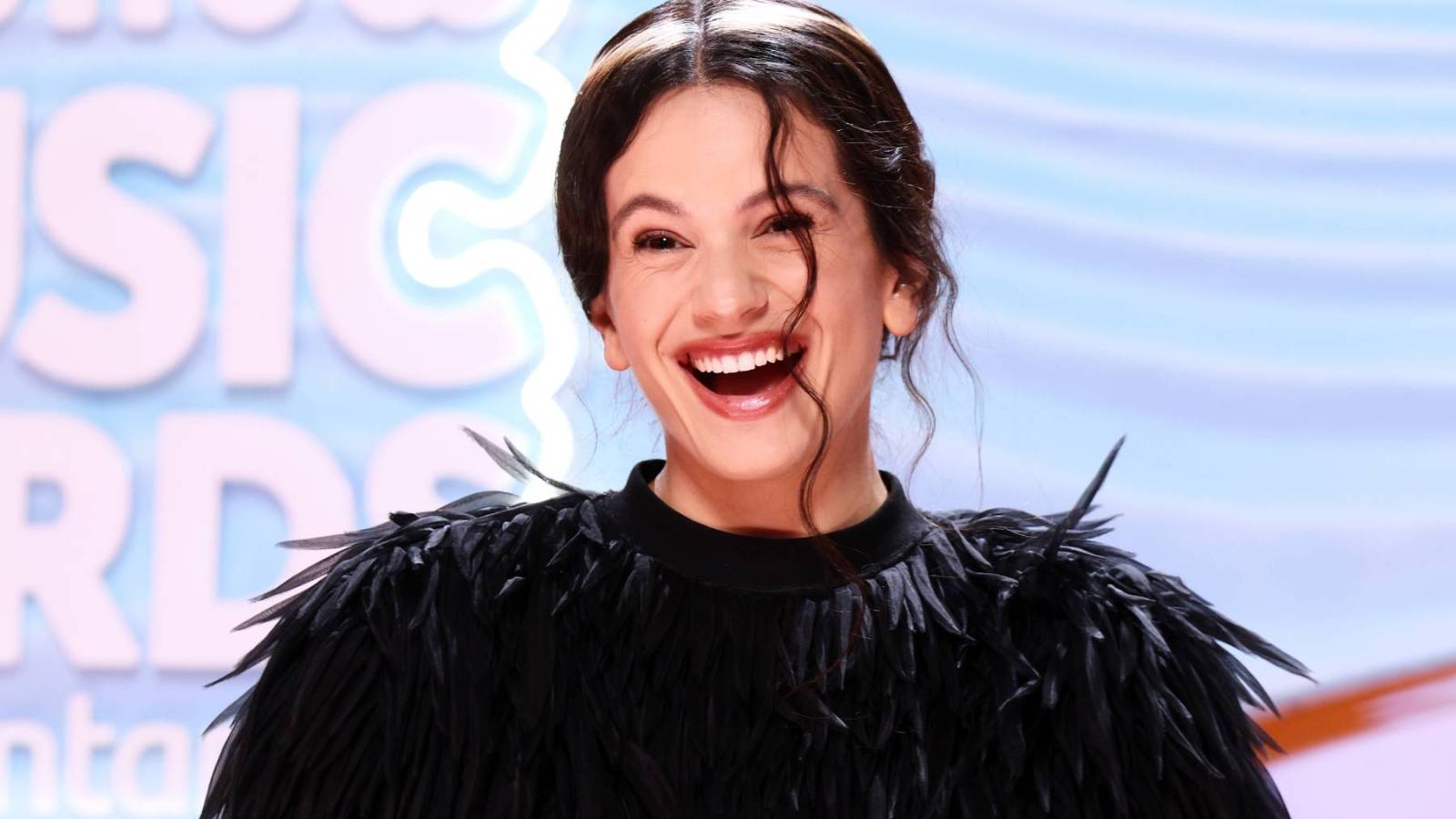 CostaFM - Rosalía Tiene El Mayor Debut En Streaming De Cualquier ...